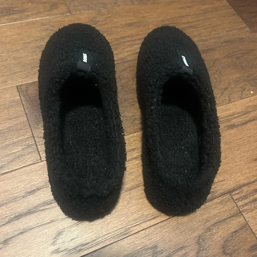 Bombas | Shoes | Bombas Plush Black Sunday Slippers | Poshmark